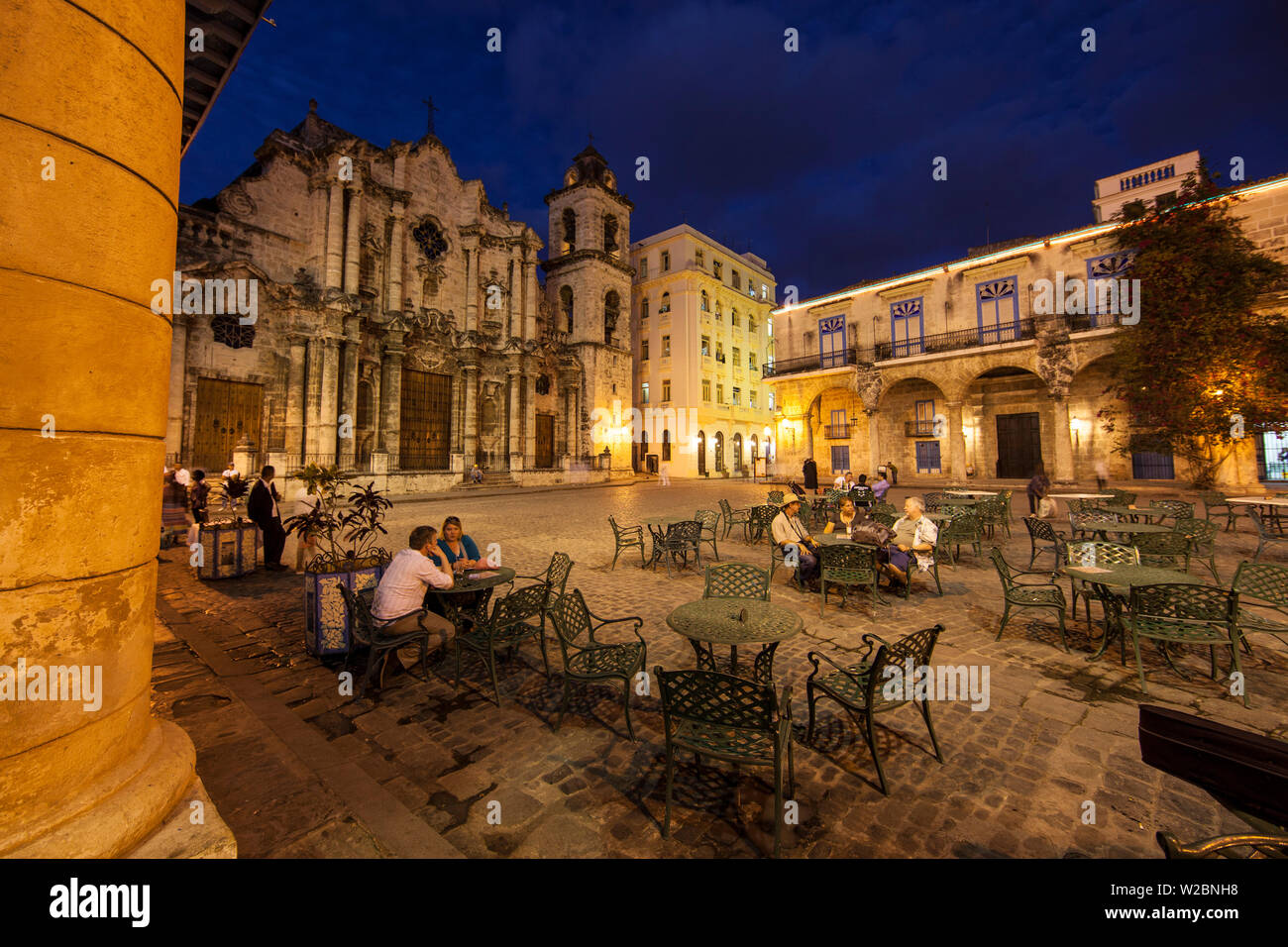 Catedral de la Habana, Plaza de la Catedral, Habana Vieja, Havana, Cuba ...