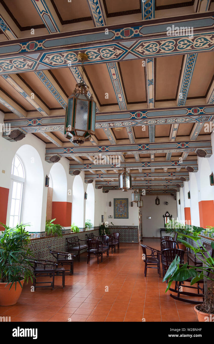Interior cuban hotel hi-res stock photography and images - Alamy