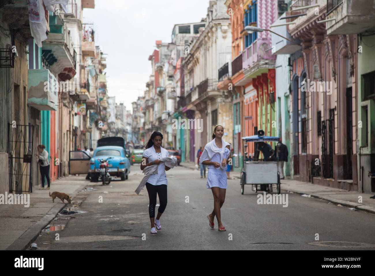 Cuba streets hi-res stock photography and images - Alamy