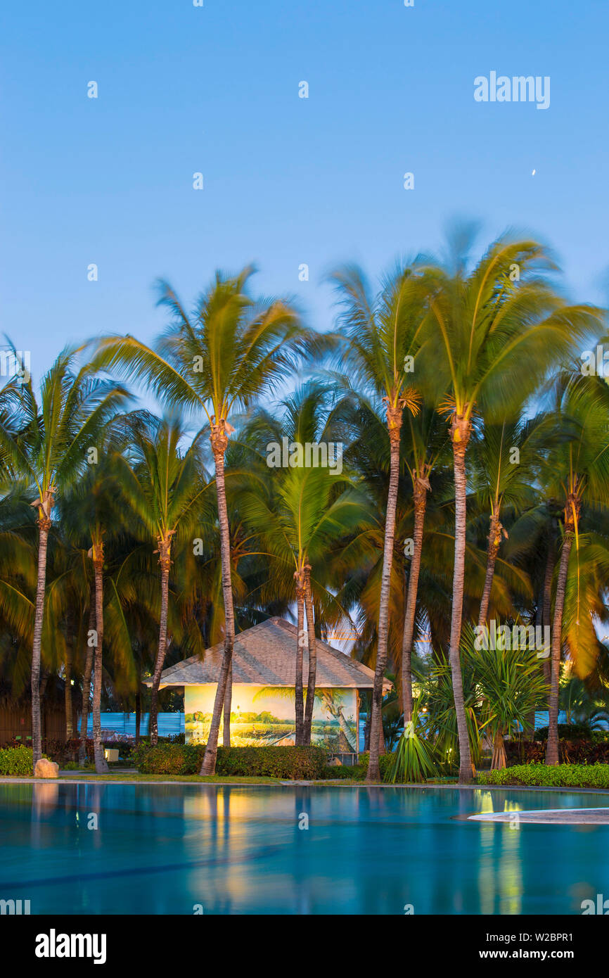 Cuban swimming pool hi-res stock photography and images - Alamy