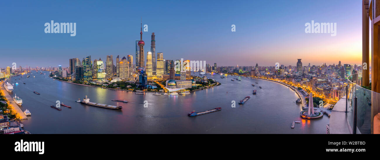 Huangpu river hi-res stock photography and images - Alamy