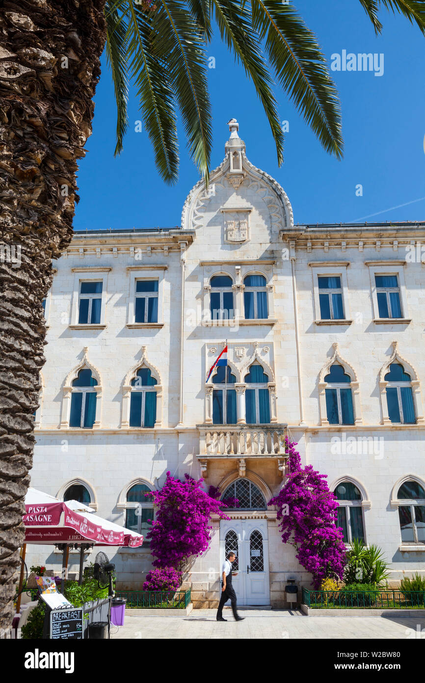 Architecture in eastern europe hi-res stock photography and images - Alamy