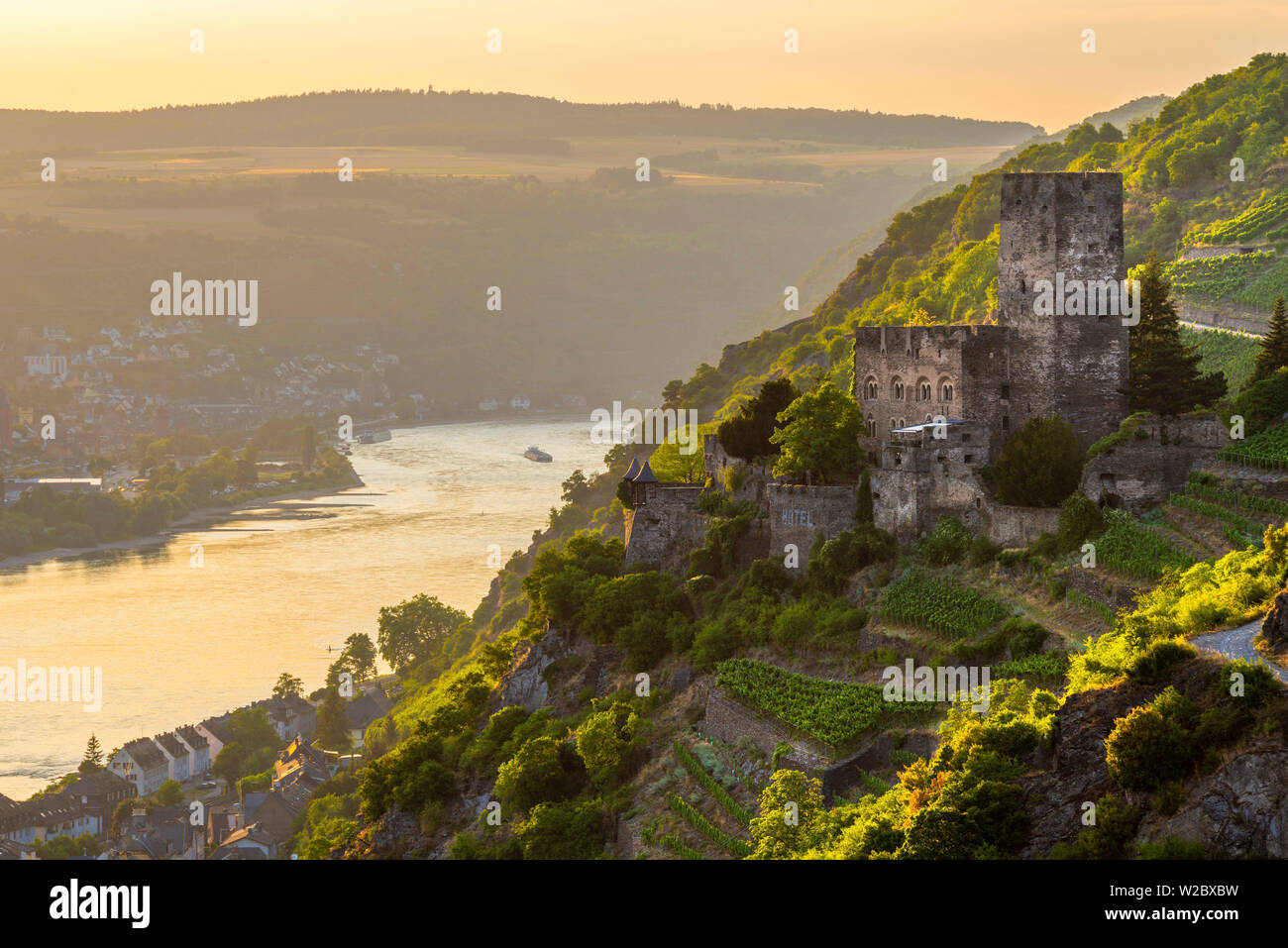 Germany, Rhineland Palatinate, River Rhine, Kaub, Burg Gutenfels or ...