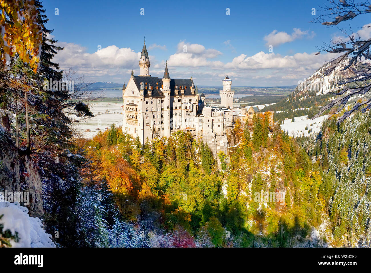 Neuschwanstein castle snow hi-res stock photography and images - Alamy