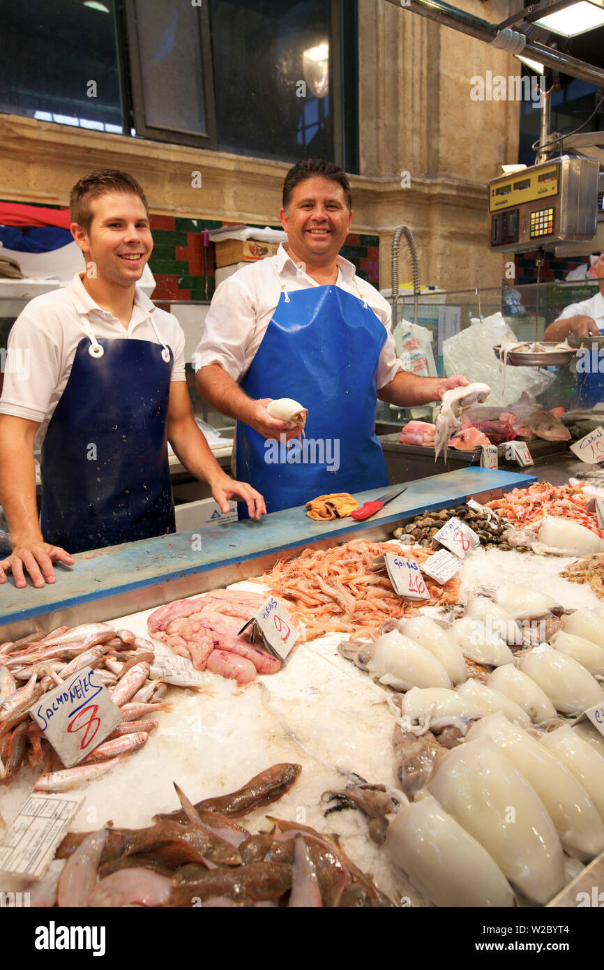 Cadiz fish market hi-res stock photography and images - Alamy