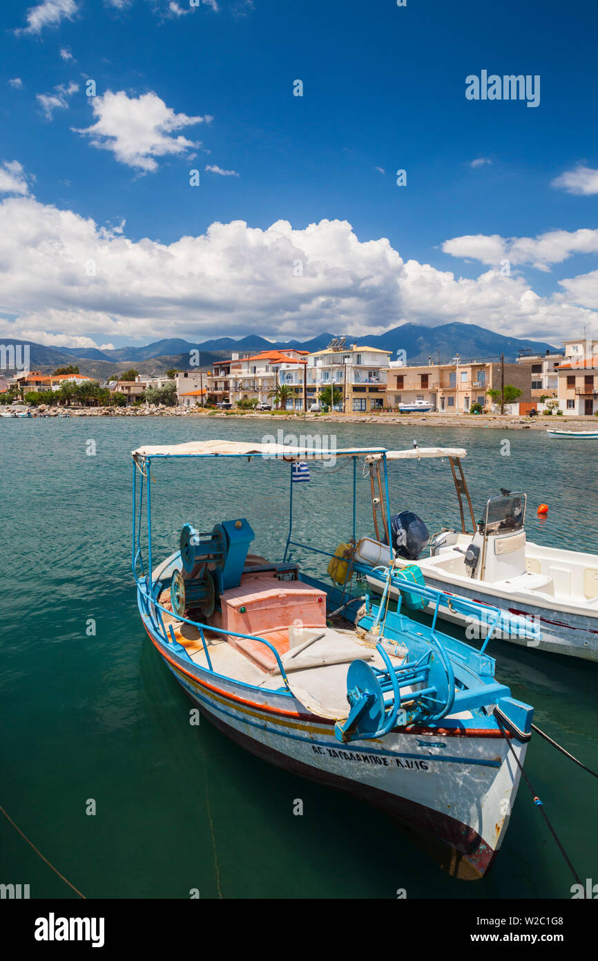 Itea greece coast hi-res stock photography and images - Alamy