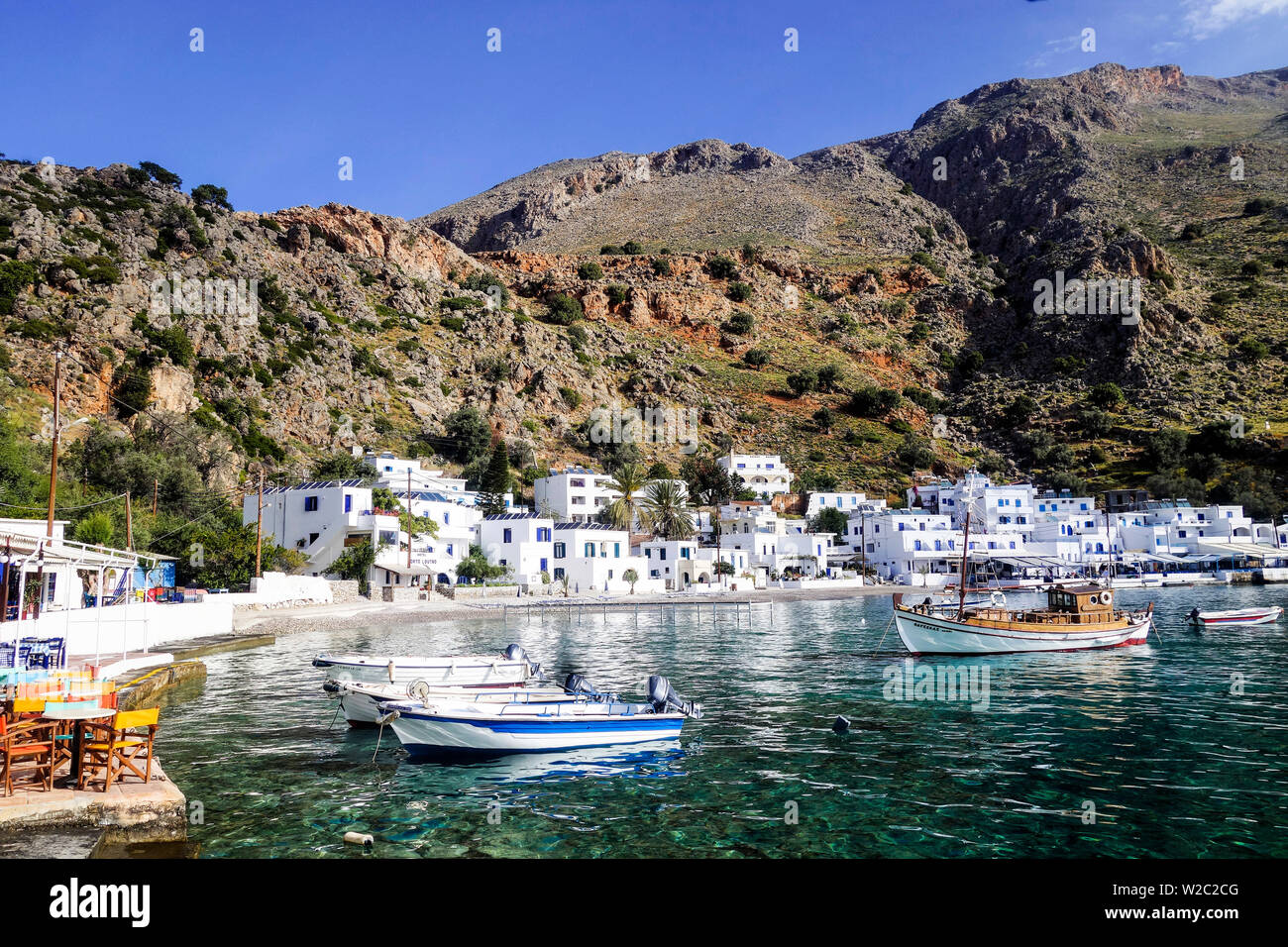 Loutro restaurants hi-res stock photography and images - Alamy