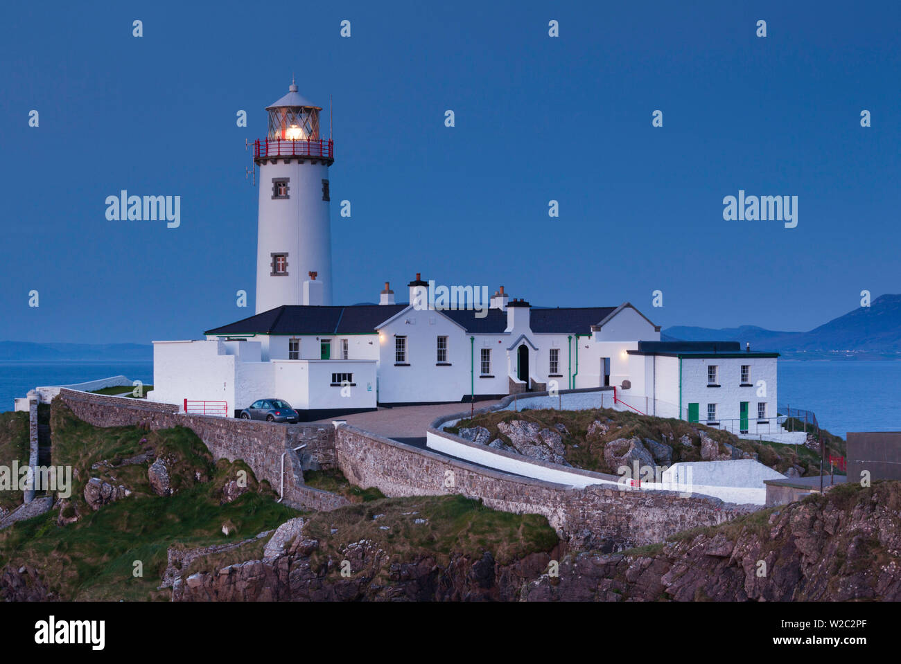 Ireland, County Donegal, Fanad Peninsula, Fanad Head Lighthouse, dusk ...