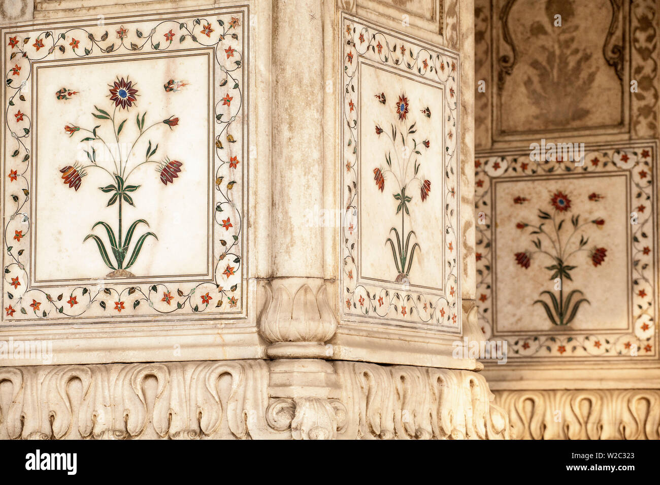 Diwan i khas pillar hi-res stock photography and images - Alamy