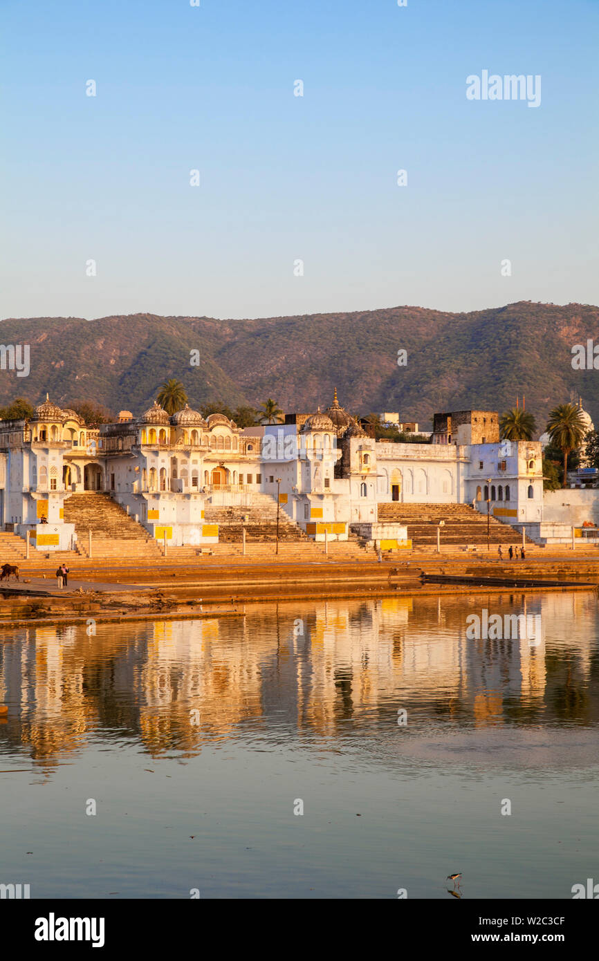 India, Rajasthan, Pushkar, Pushkar Lake and bathing ghats Stock Photo ...