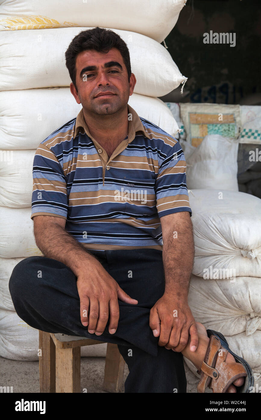 Erbil bazaar hi-res stock photography and images - Alamy