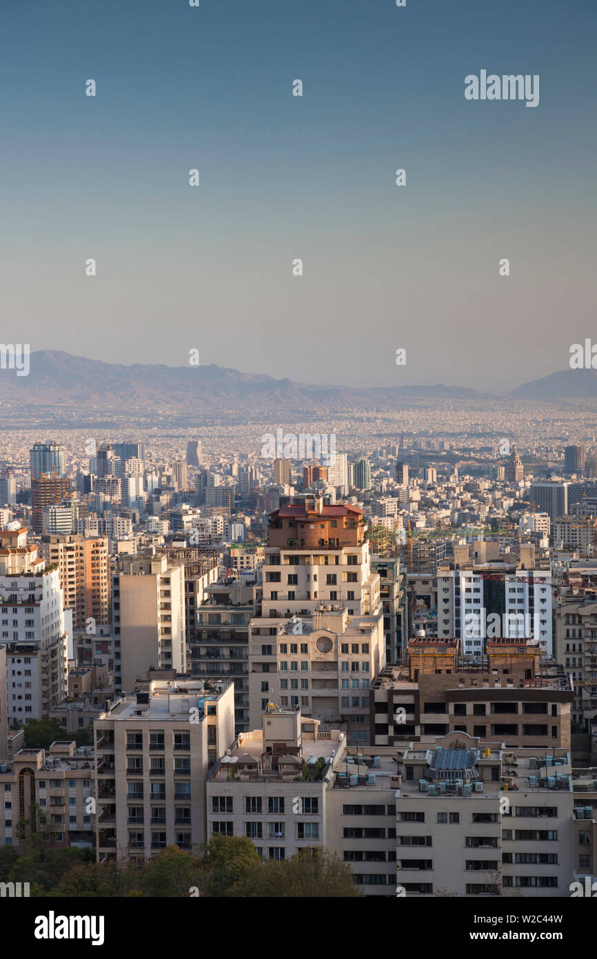 Iran skyline hi-res stock photography and images - Alamy