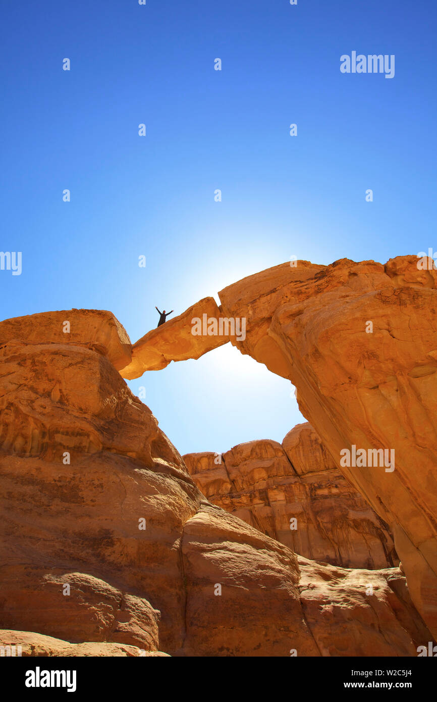 Middle east bridge hi-res stock photography and images - Alamy