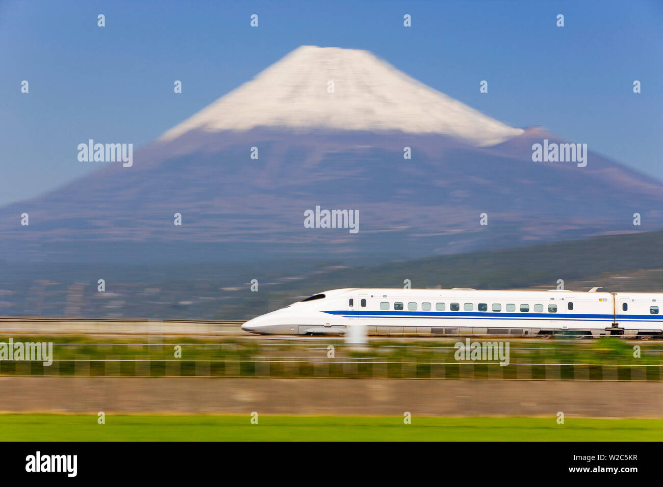 Fuji mountain with bullet train japan hi-res stock photography and images - Alamy