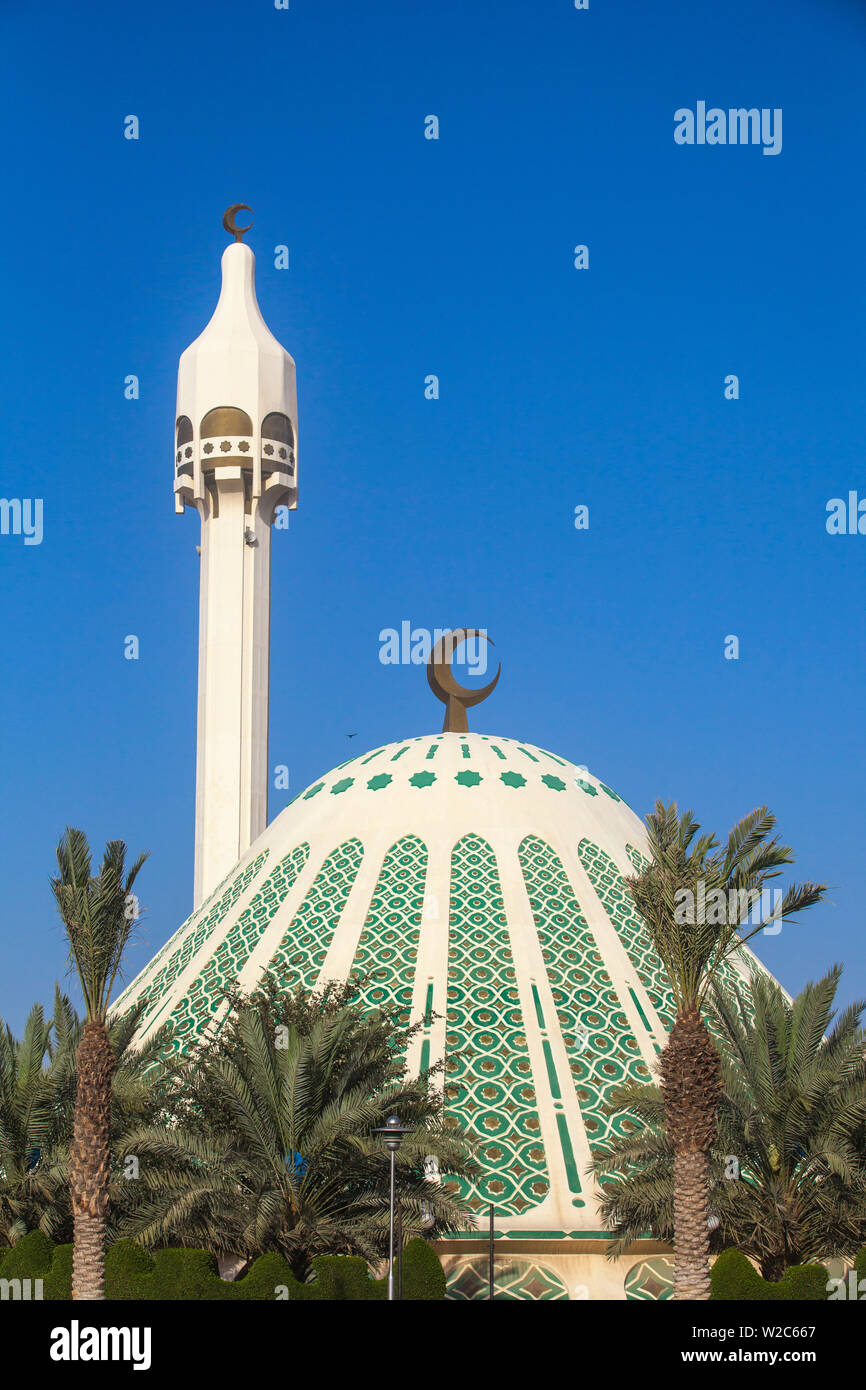 The mosque of fatima hi-res stock photography and images - Alamy
