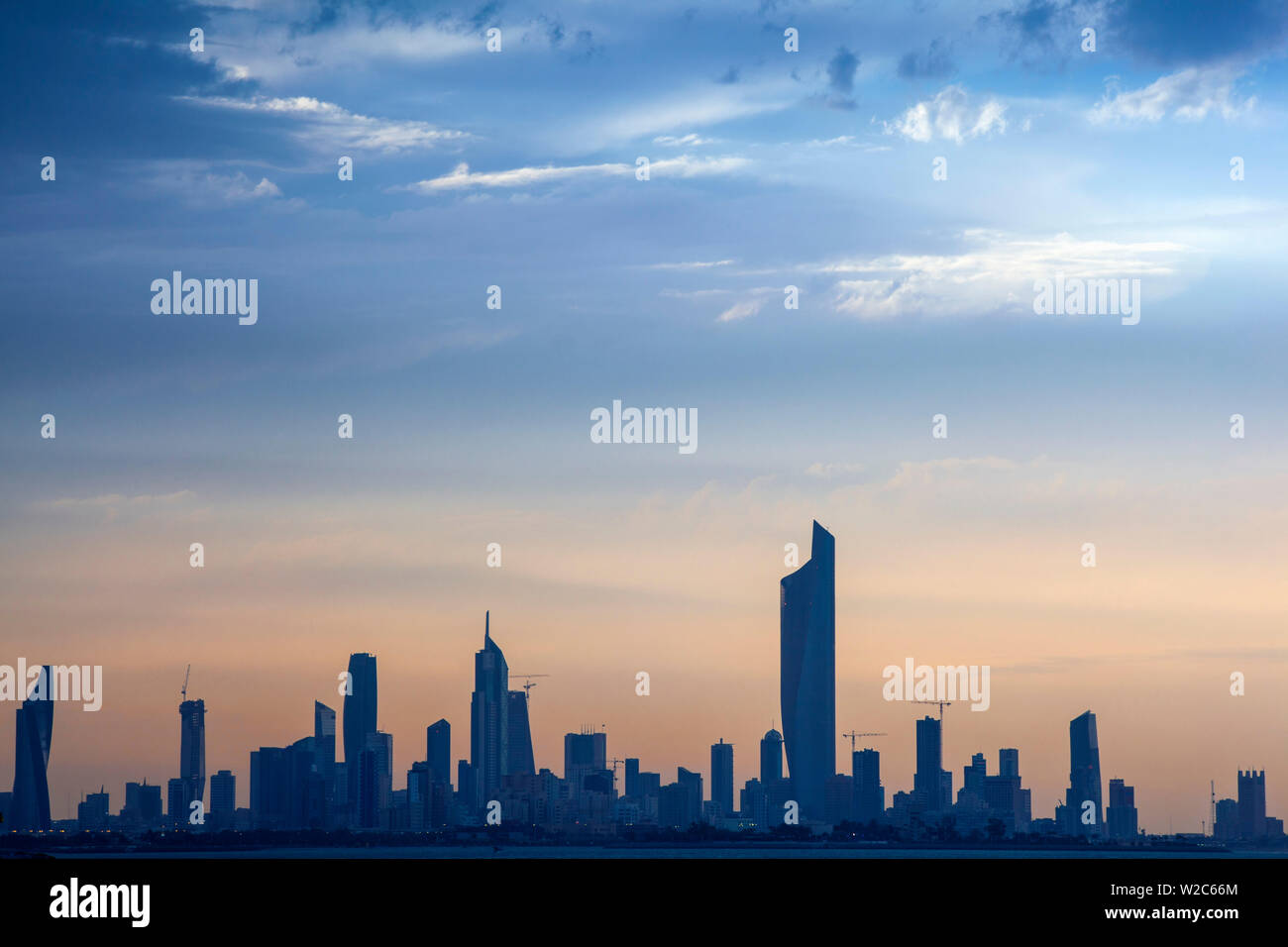 Al hamra tower hi-res stock photography and images - Alamy