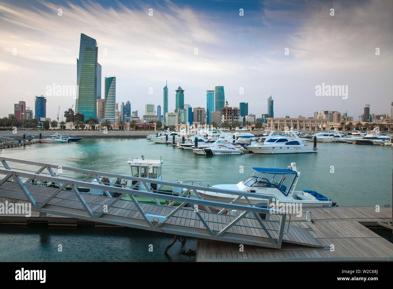 Sharq mall hi-res stock photography and images - Alamy