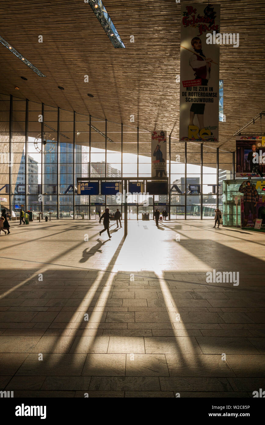 Rotterdam central station interior hi-res stock photography and images ...