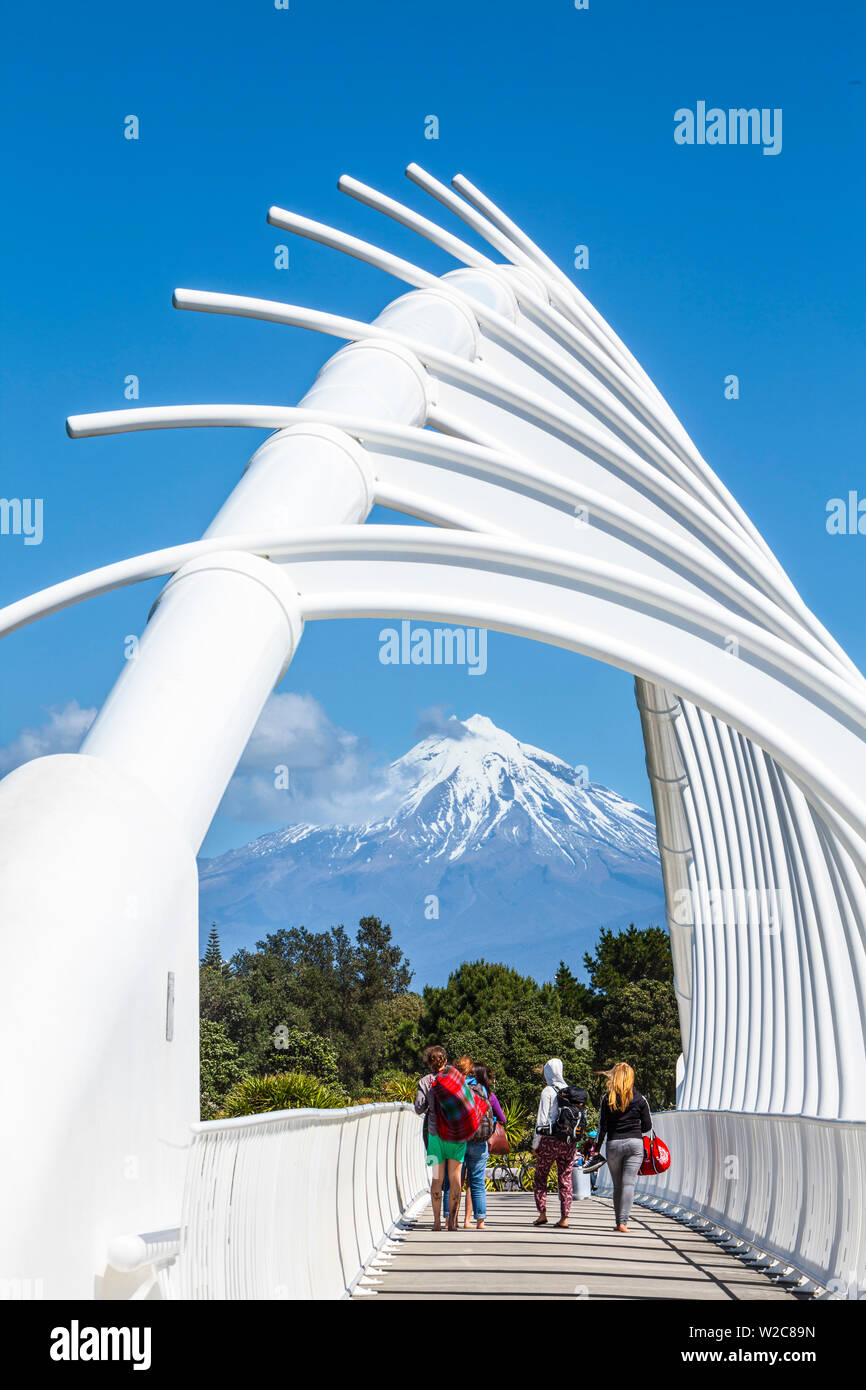 Mount Taranaki (Egmont) framed with Te Rewa Rewa Bridge, Taranaki ...