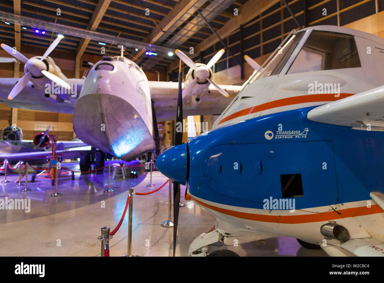 Ww2 british aircraft hi-res stock photography and images - Alamy