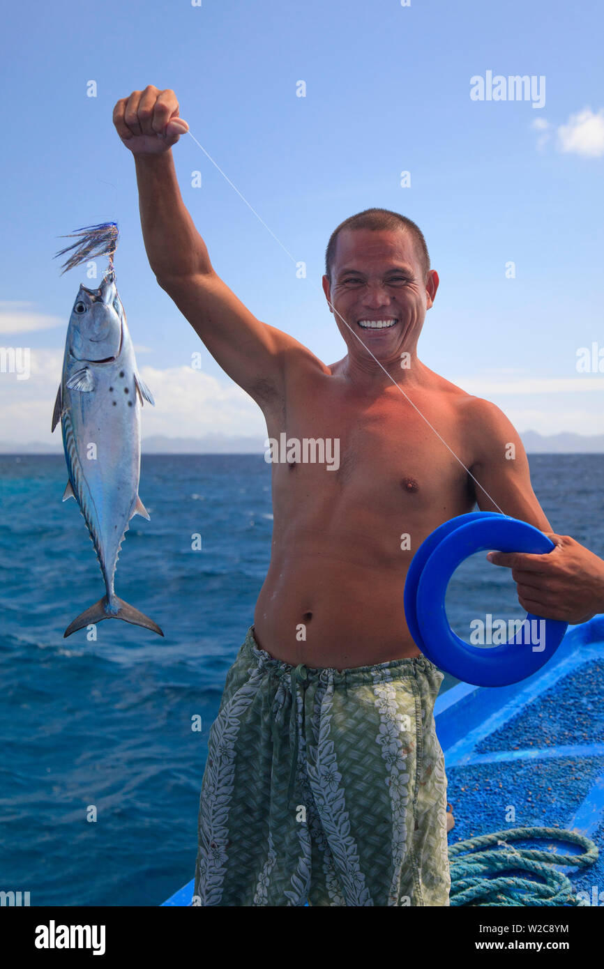 Filipino fishing boat sailing on hi-res stock photography and images ...