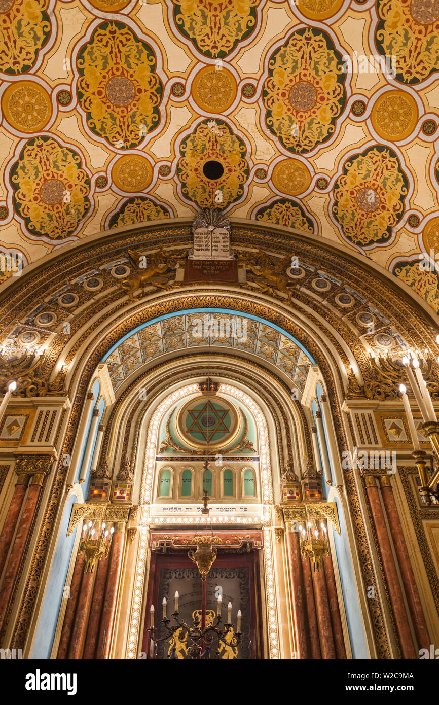 Synagogue jewish structure hi-res stock photography and images - Alamy