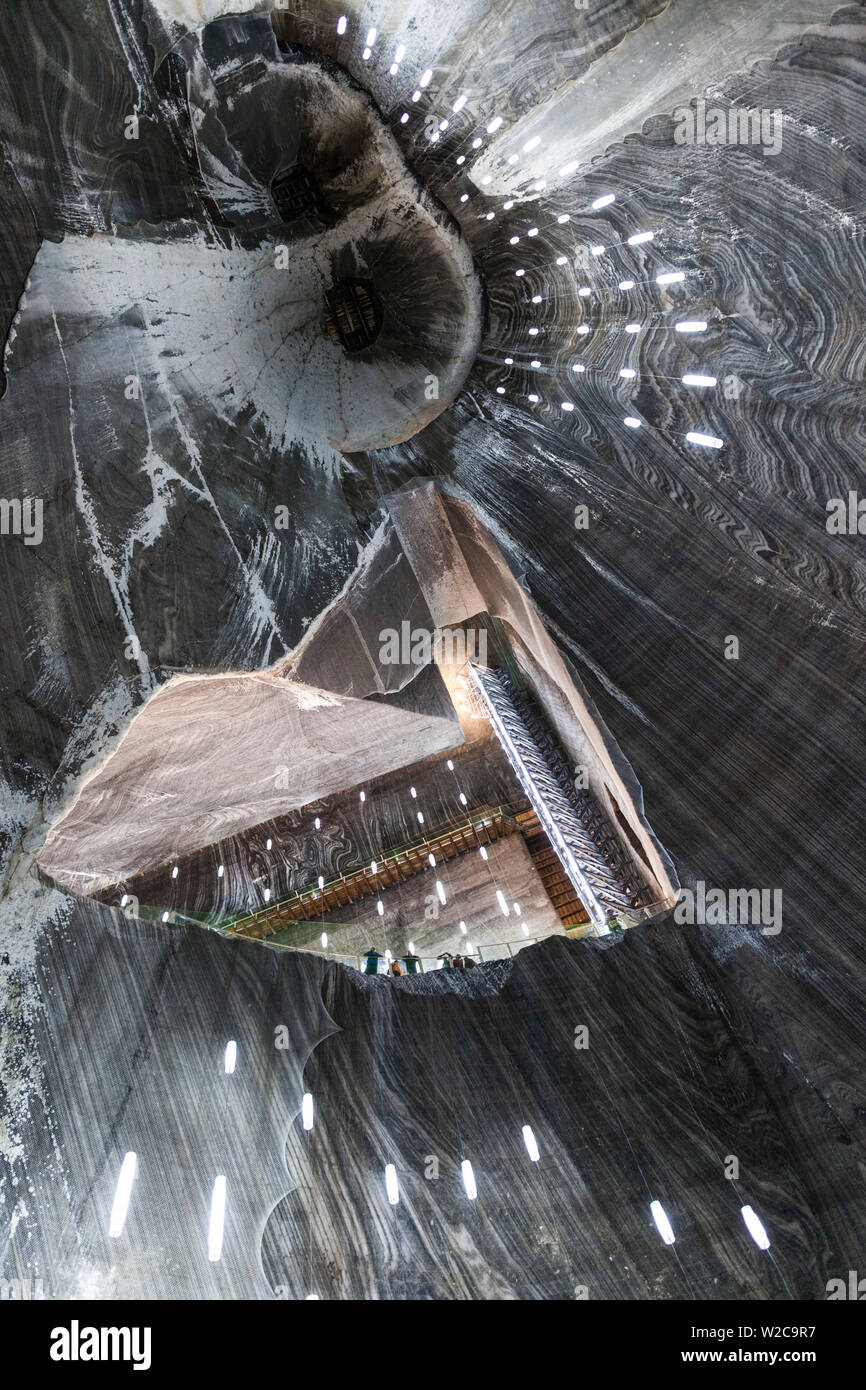Ceiling view hi-res stock photography and images - Alamy