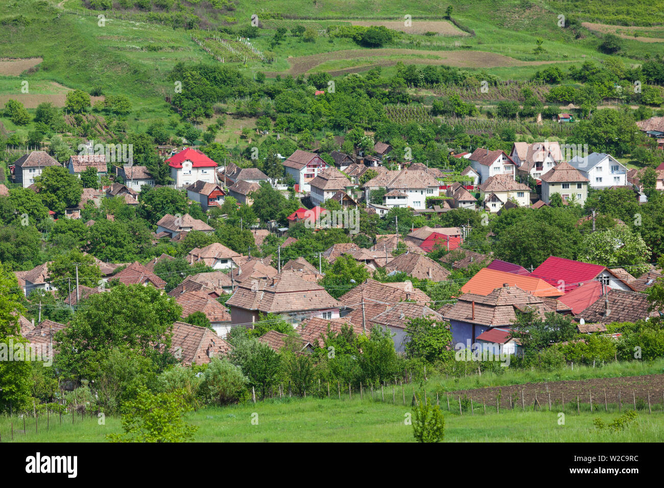 Romania village villages hi-res stock photography and images - Alamy