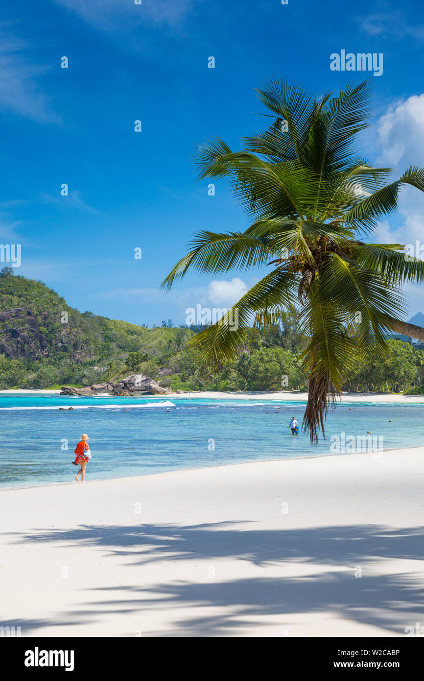 Seychelles mahe beach hi-res stock photography and images - Alamy