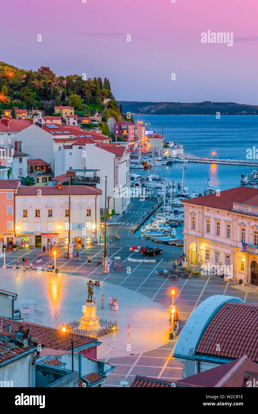 Slovenia, Primorska, Piran, Old Town, Tartinijev trg (Tartini Square ...