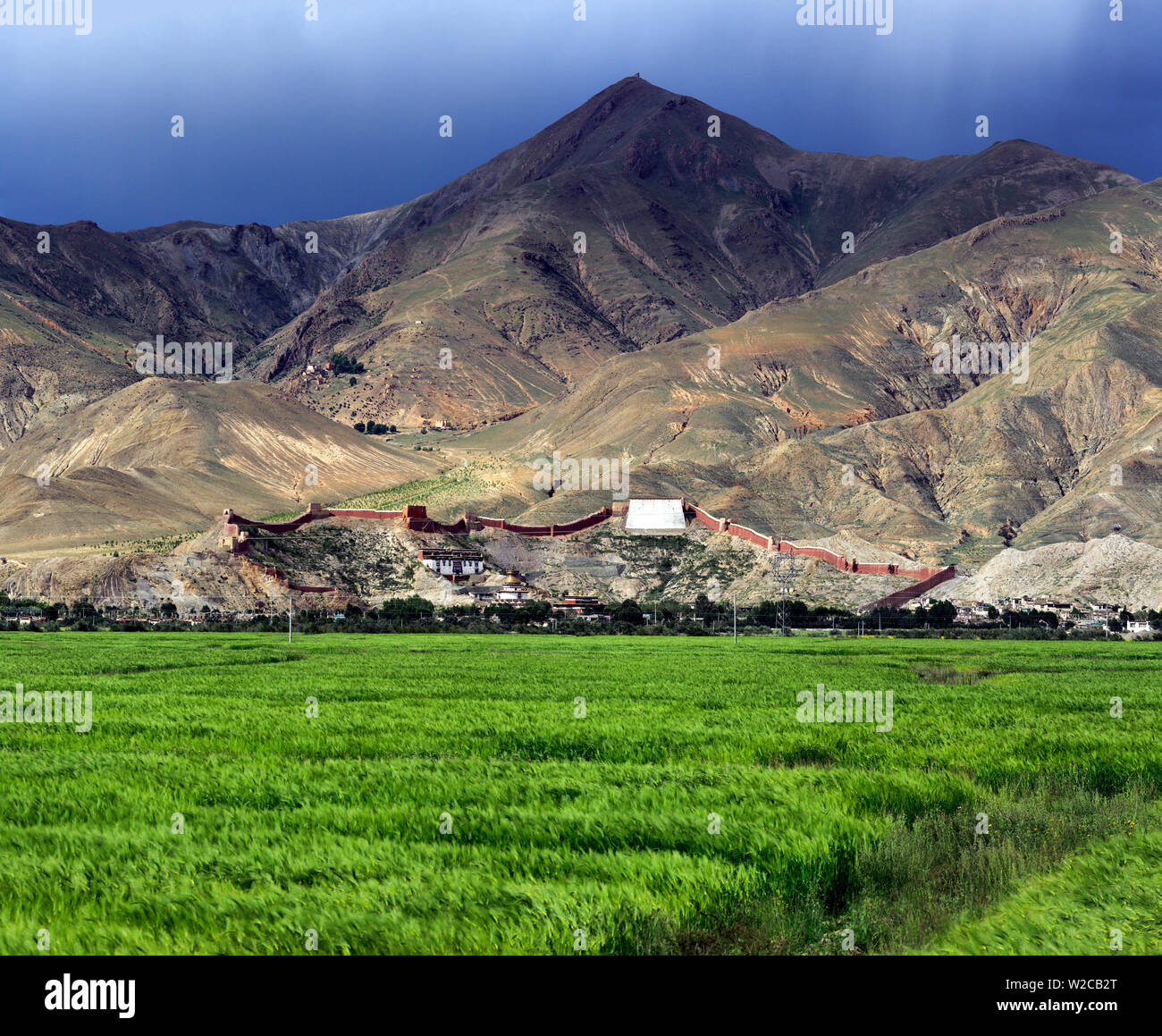 Gyantse county hi-res stock photography and images - Alamy