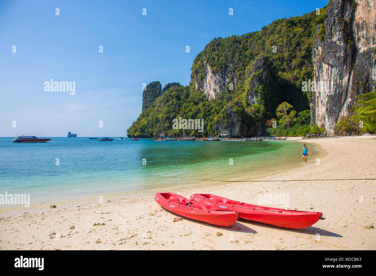 Ko hong kayaking hi-res stock photography and images - Alamy