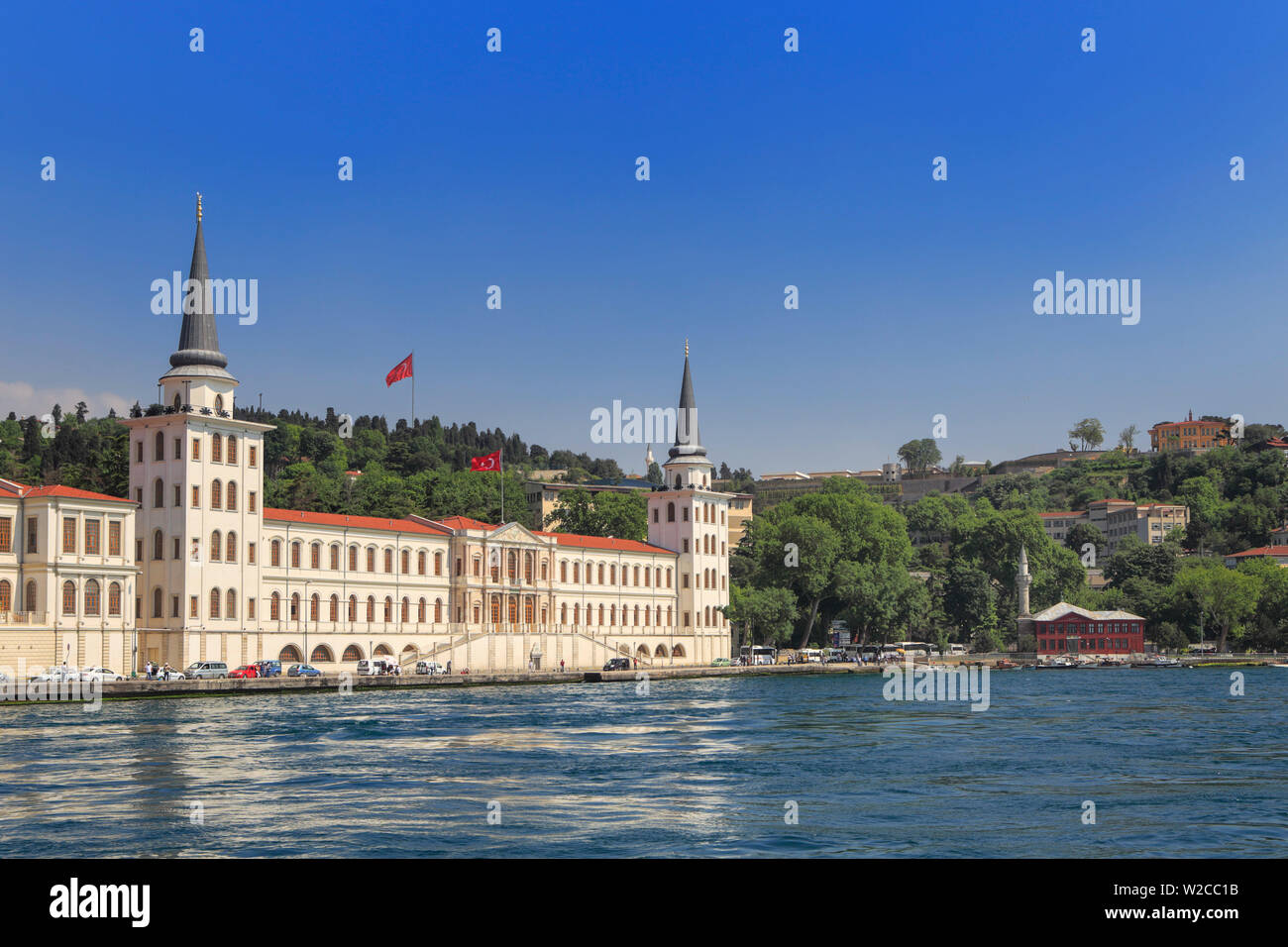 Vintage Ottoman palace, Bosphorus, Istanbul, Turkey Stock Photo - Alamy