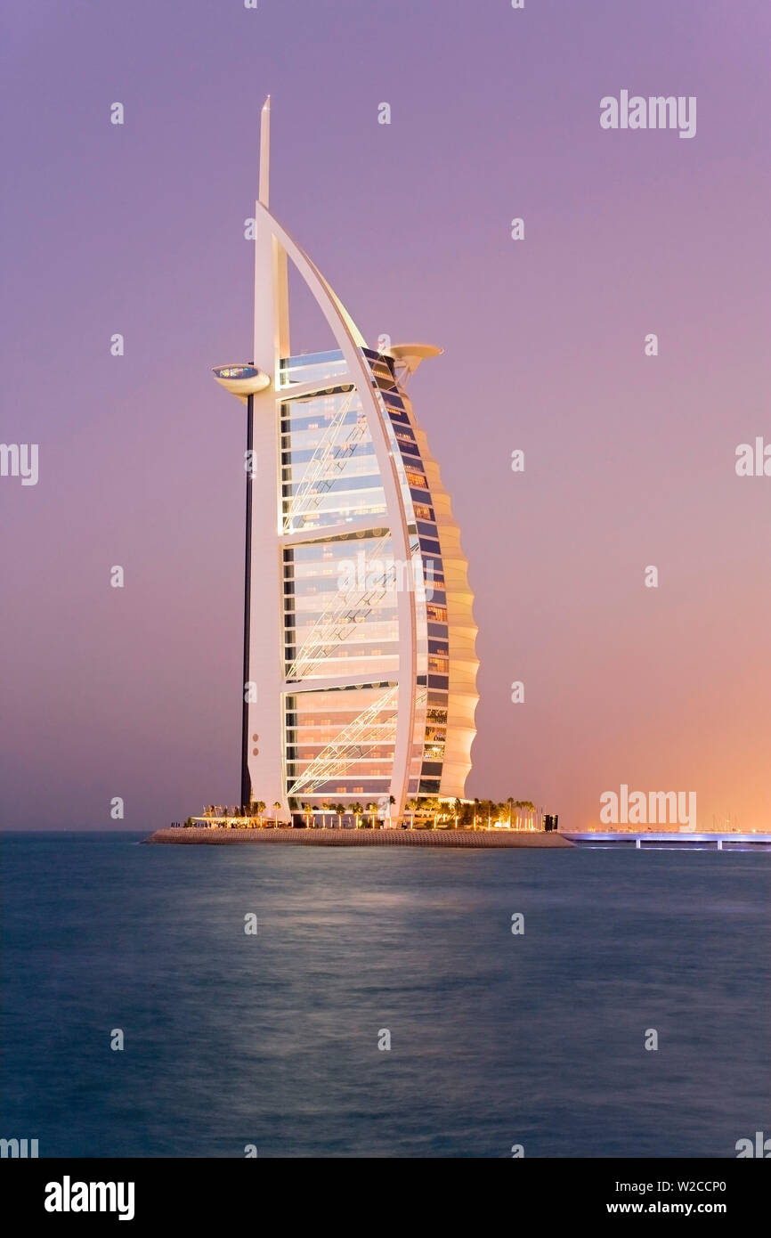 Dubai symbol hi-res stock photography and images - Alamy