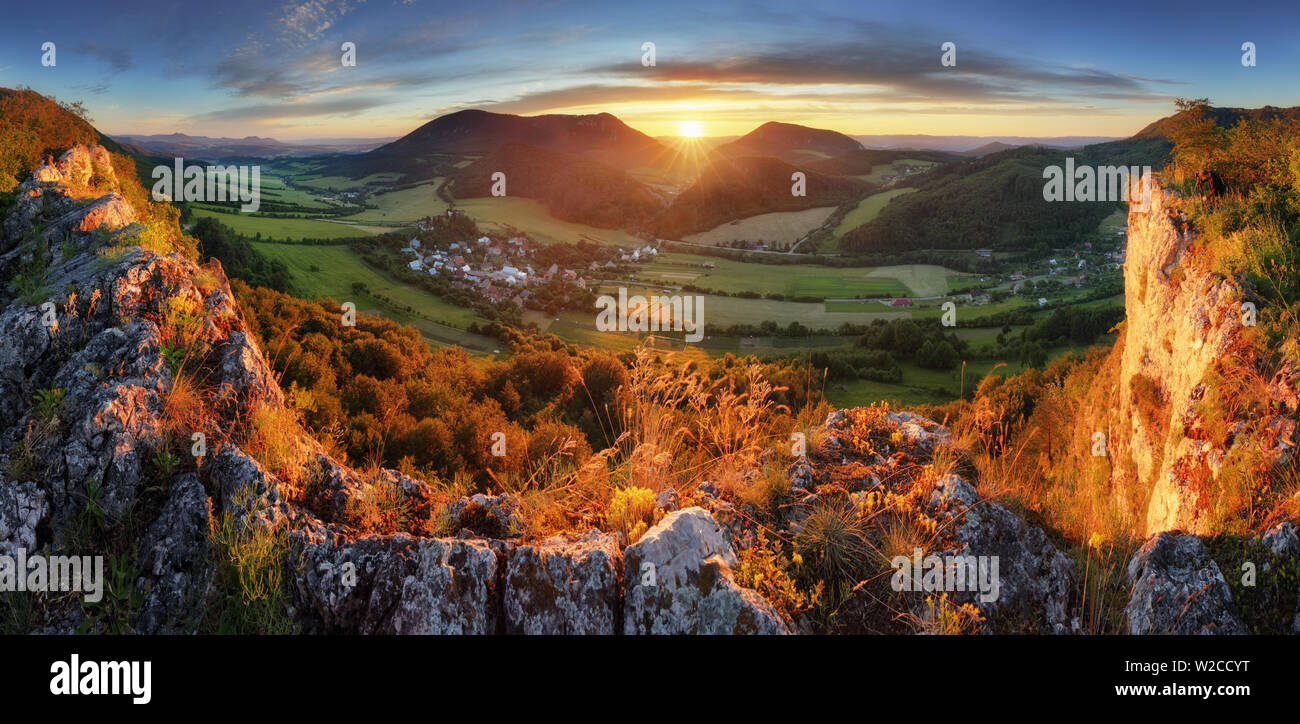 Sunrise panorama on mountain hi-res stock photography and images - Alamy