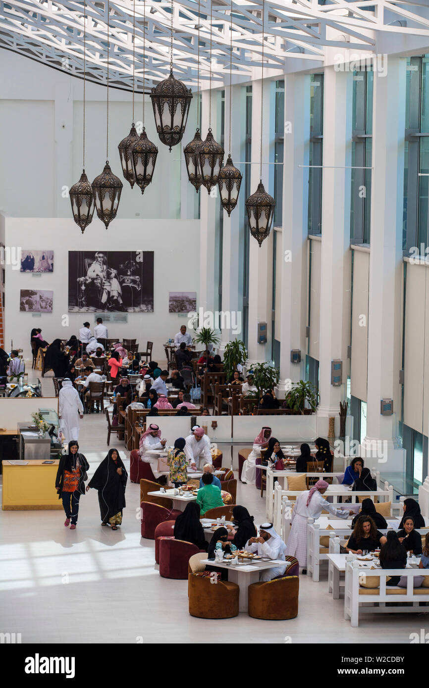 Arabian cafe hi-res stock photography and images - Alamy