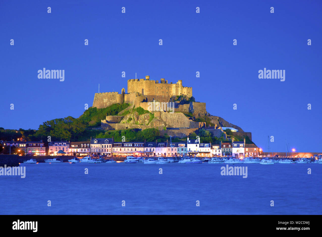 13th century fortress gorey castle hi-res stock photography and images ...