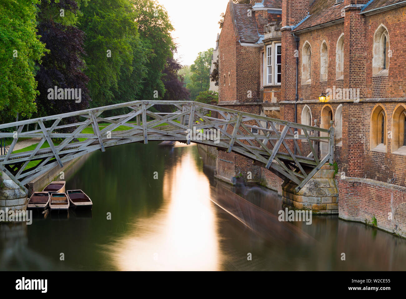 UK, England, Cambridge, Queen's College, The Mathematical Bridge over ...