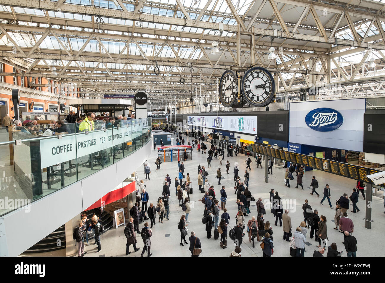 Waterloo station, London, England Stock Photo - Alamy