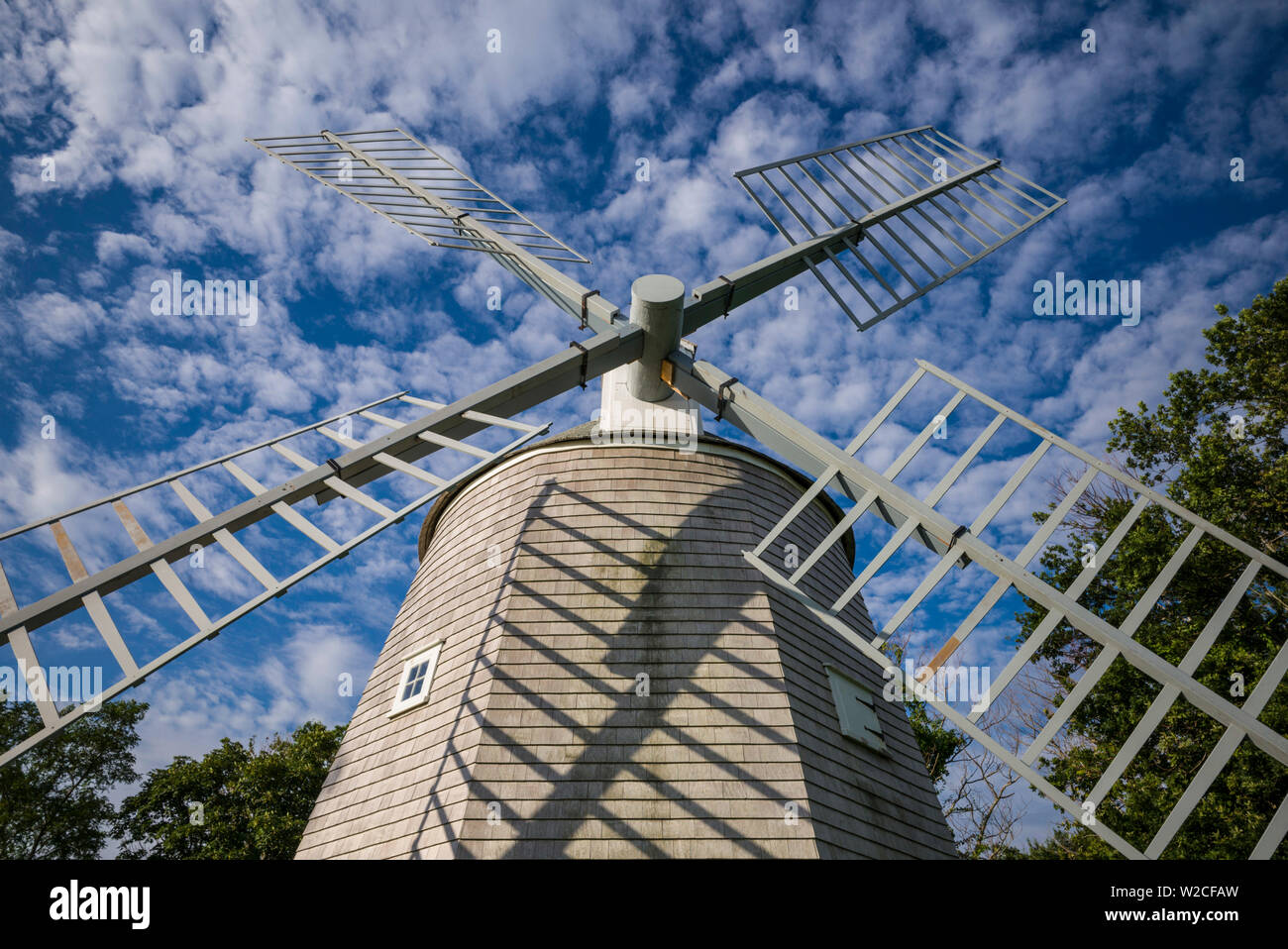 Old windmill usa hi-res stock photography and images - Alamy