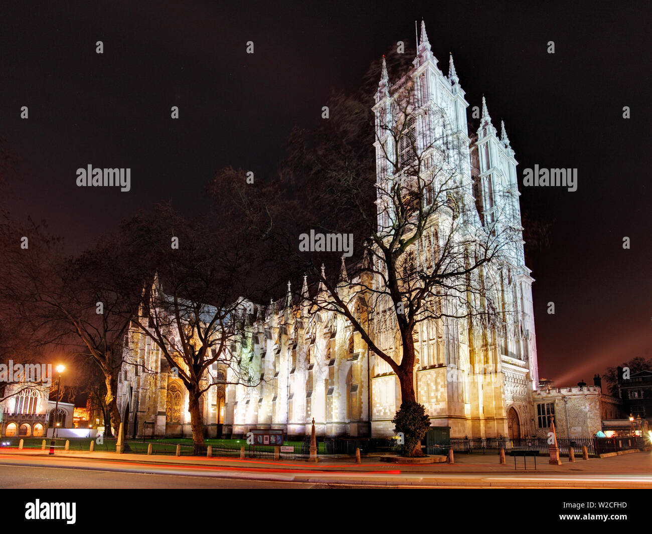 Westminster cathedral night hi-res stock photography and images - Alamy