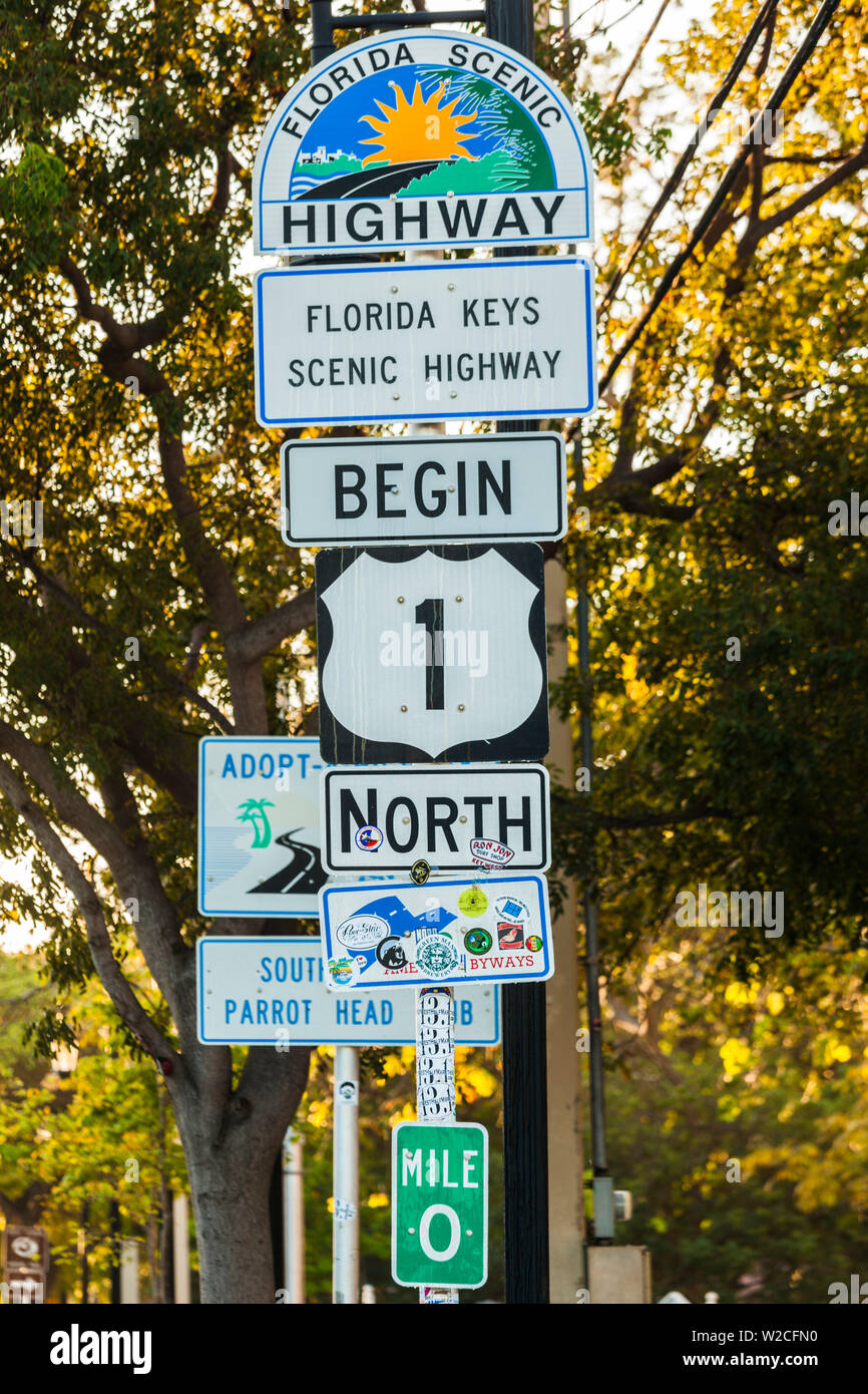 Us highway north sign highway hi-res stock photography and images - Alamy