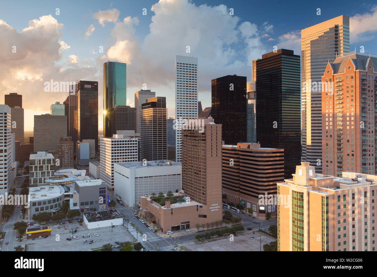 Houston city skyscrapers hi-res stock photography and images - Alamy