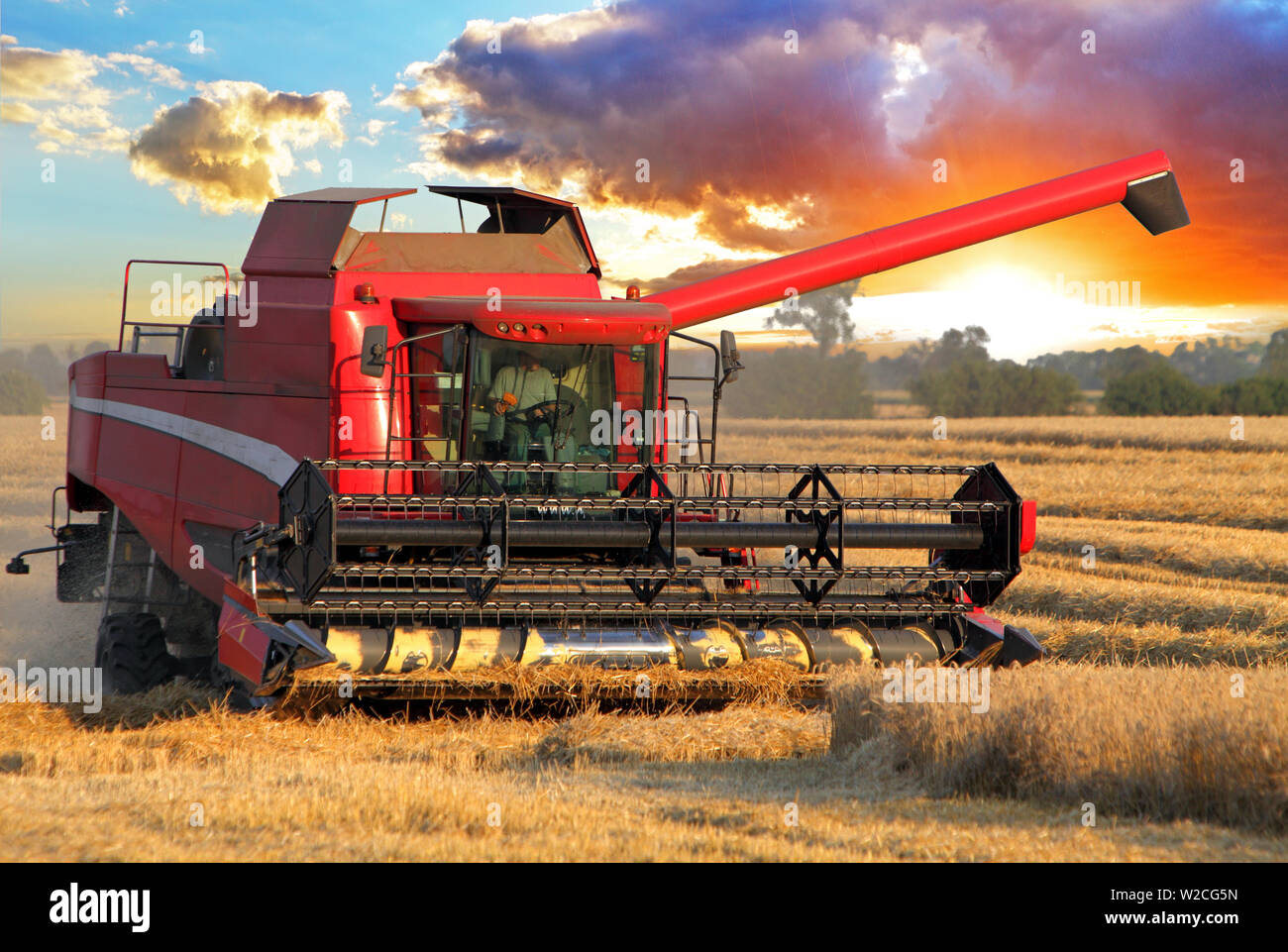 Harvester corn farming combine hi-res stock photography and images - Alamy