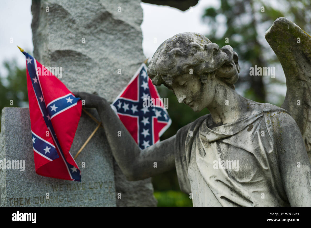 Graves of confederate soldiers hi-res stock photography and images - Alamy