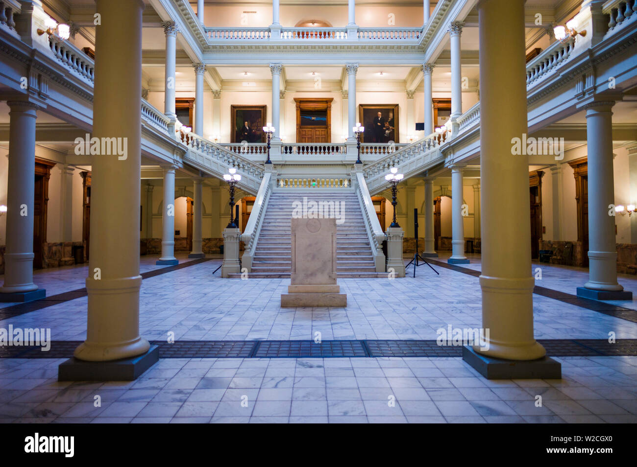 Georgia capitol building hi-res stock photography and images - Alamy