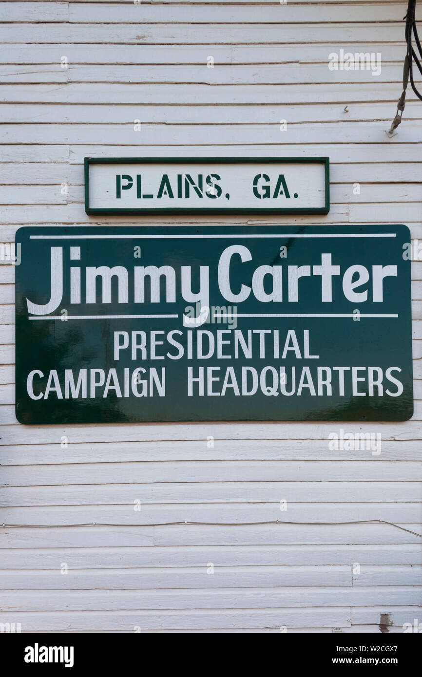 Sign for jimmy carter presidential campaign headquarters hi-res stock ...