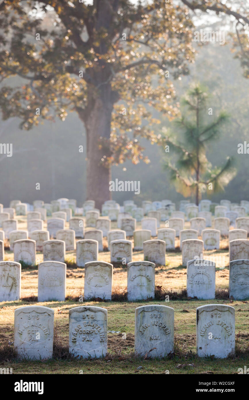 Andersonville georgia cemetery hi-res stock photography and images - Alamy
