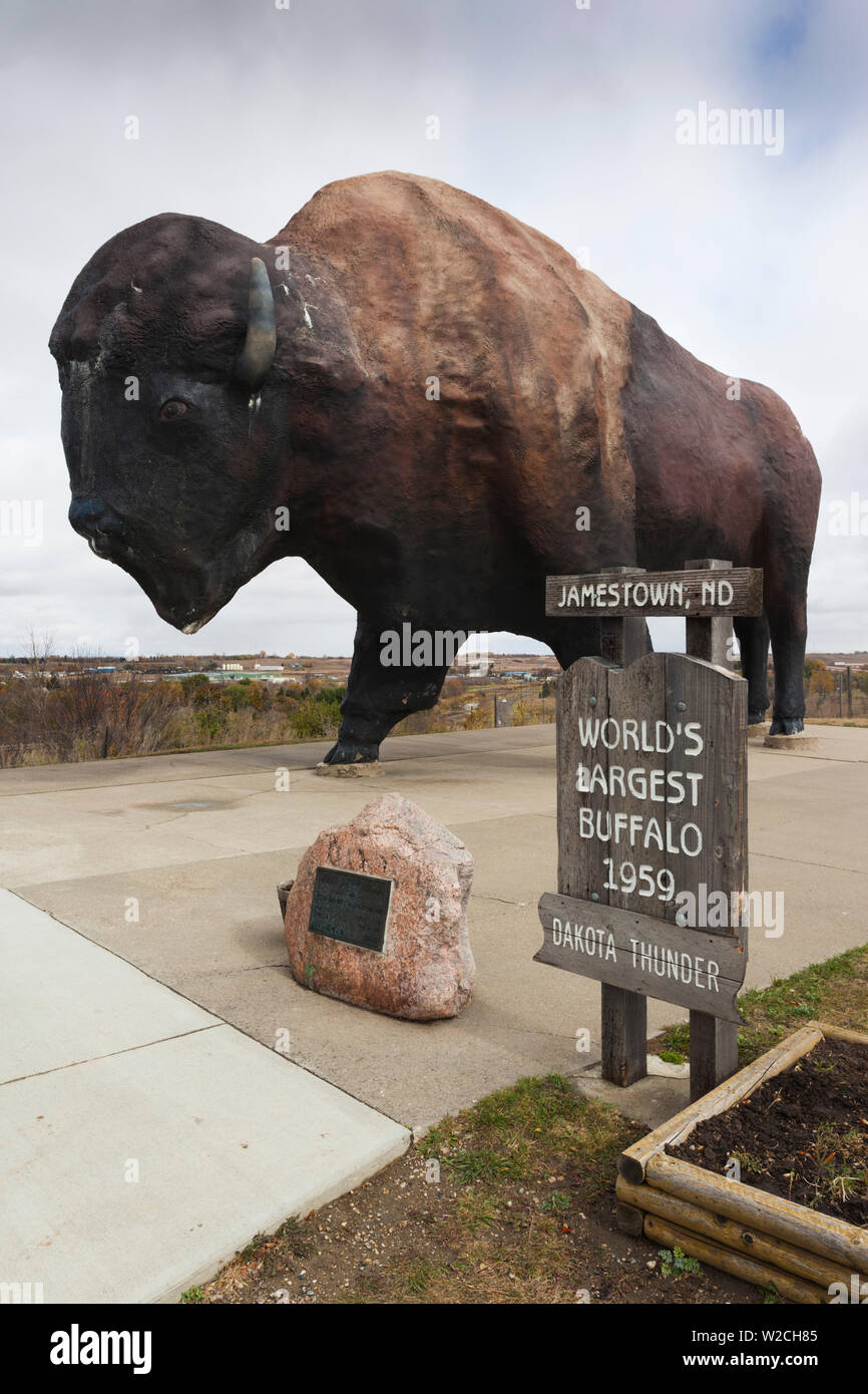 USA, North Dakota, Jamestown, World's Largest Buffalo Stock Photo - Alamy