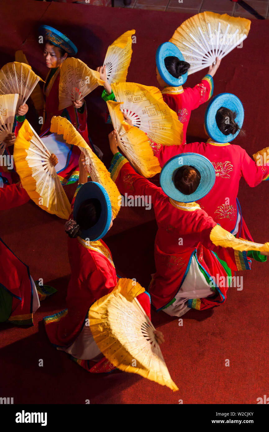 Vietnam Dance High Resolution Stock Photography and Images - Alamy